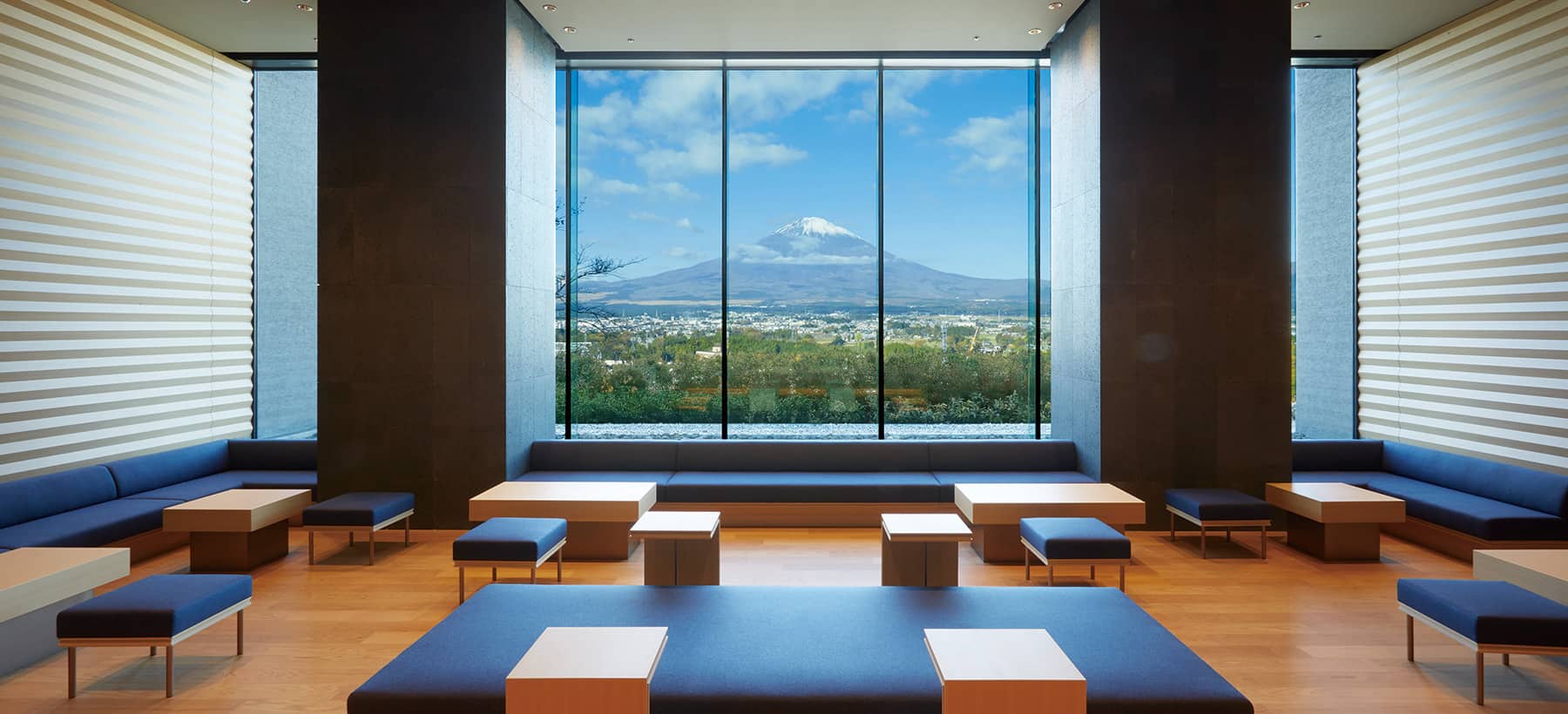 100分的富士山放電行程！帶小孩入住有富士山絕景的HOTEL CLAD飯店，泡湯賞美景逛御殿場OUTLET - MTKO